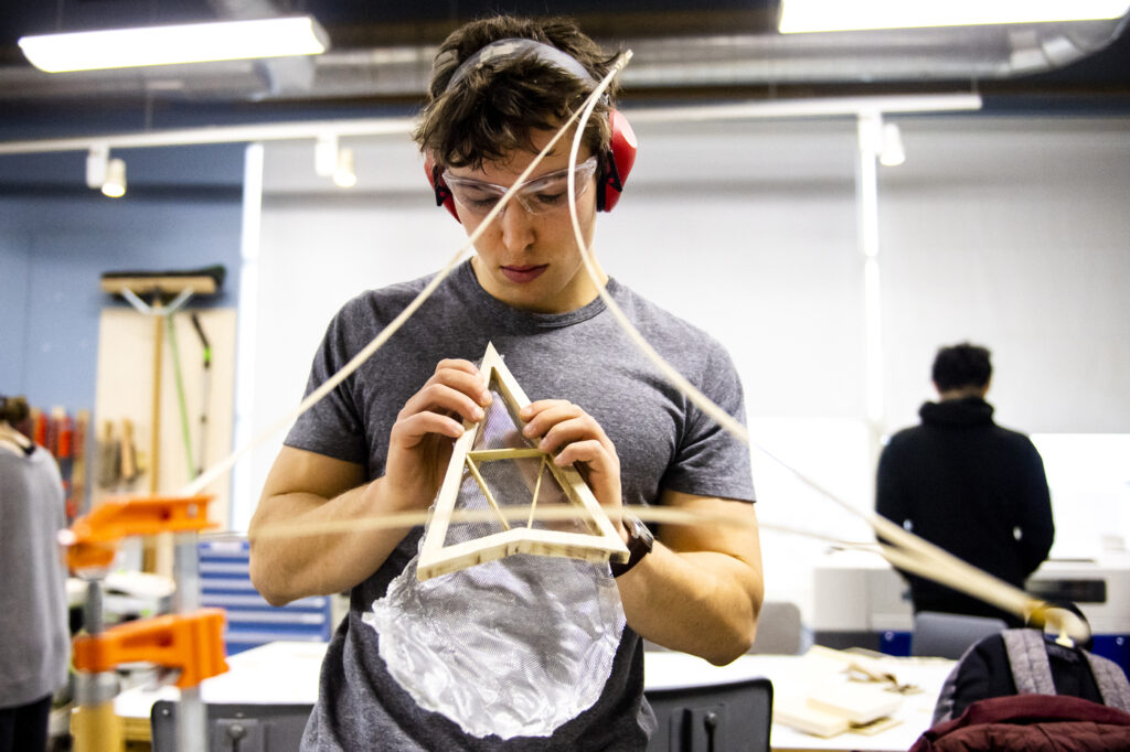 Community at the Makerspaces at Northeastern | Northeastern Makerspace