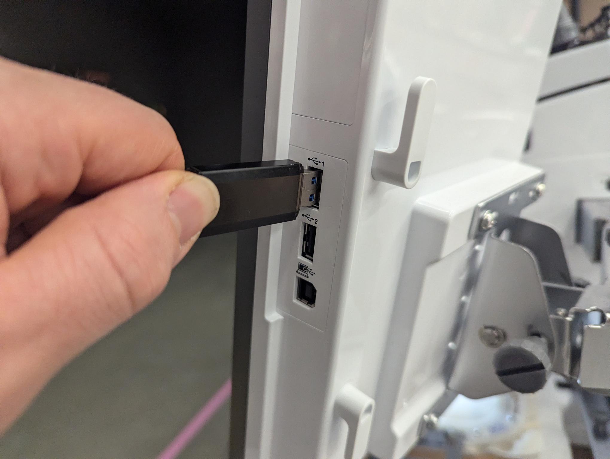 Embroidery User Guide: Using Hatch Auto Digitize - Northeastern Makerspaces