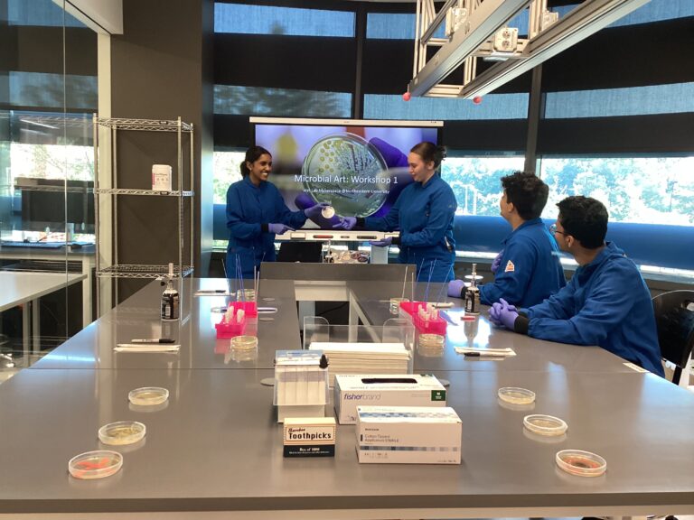 Wet Lab Makerspace - Northeastern Makerspaces